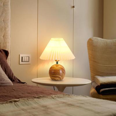 China 25X 25 x 27CM Bedside Table Lamp Multi Coloured Ceramic Table Lamp for sale