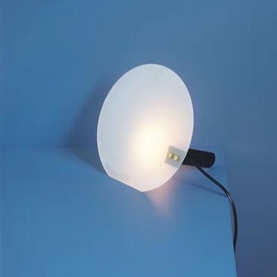 China Acrylic Round Table Light Bedroom Living Room Decorative Light Nordic Simple Modern Table Lamp for sale