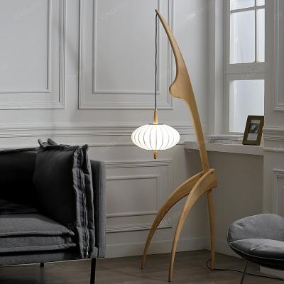 Cina Showroom salotto lampada da terra camera da letto casa moderna semplice luce da terra in vendita