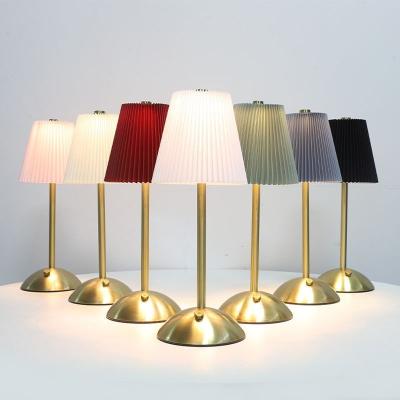 China JYLIGHTING Rechargeable Bedside Desk Led Table Lamp Make Up Table With Led Lightpool Bedside Table Lamp for sale
