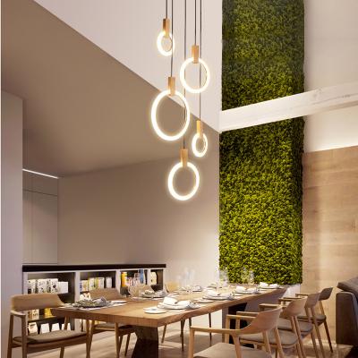 중국 JYLIGHTING 아크릴 링 펜던트 조명 계단 나무 매달린 현대 LED 샹들리에 천장 북유럽 거실 호텔 펜던트 판매용