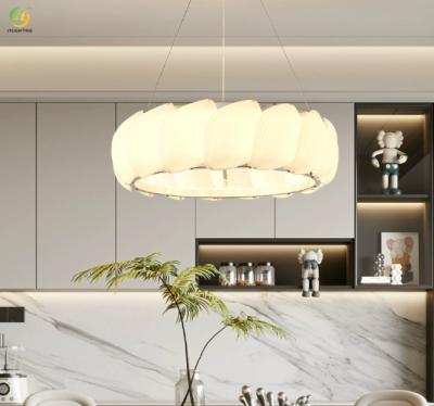 Китай JYLIGHTING Минималистский Кремный стиль Гостиная Спальня Современный Простой Интернет Знаменитость Теплая Романтическая LED Комната Современный Подвесный Свет продается
