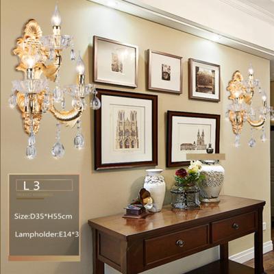 Cina 6KG E14 candela in lega di zinco contemporanea di lusso Crystal Wall Lights in vendita