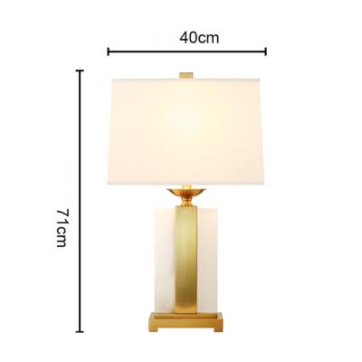 Cina Lampade da comodino semplici della camera da letto del metallo dell'hotel 35*65cm del LED E27 240V in vendita
