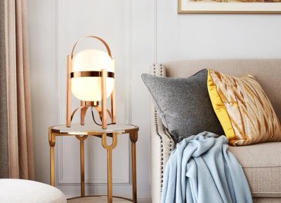 China 33*55cm Modern Glass Iron Material E17 Reading Bedside Table Lamp for sale