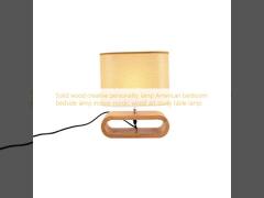 Massivhouten creatieve persoonlijkheidslamp Amerikaanse slaapkamer nachtkastlamp binnenshuis Noordse houten kunst studietafellamp