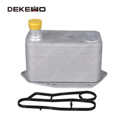 China 11422247204 DEKEWO Auto Parts N57D Engine Oil Cooler for BMW 3/5/7 Series X5 E38 E39 E46 E53 for sale