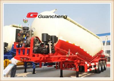 Cina Tri rimorchio del silo di cemento del cemento di Bulker dell'asse di forma di v con il compressore d'aria diesel in vendita