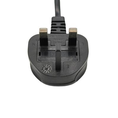 Cina Cavo di alimentazione all'ingrosso 13A 250V Uk Plug Cable Cable di estensione IEC C13 a BS1363 in vendita