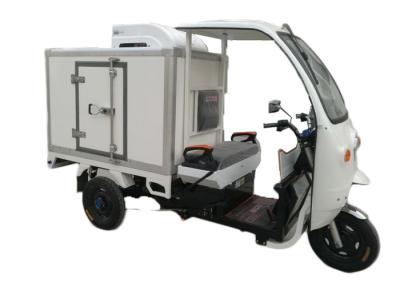 China 3 Wheeler Refrigerated Tricycle / Freezer Cargo Motor Tricycle With Enclosed Box for sale