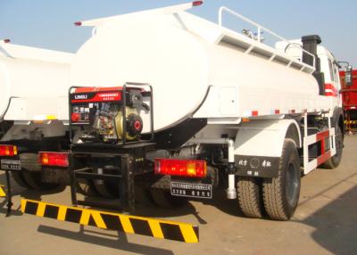 Cina 4×2 camion spruzzo 6600L per la pulizia delle strade cittadine e polveri in vendita