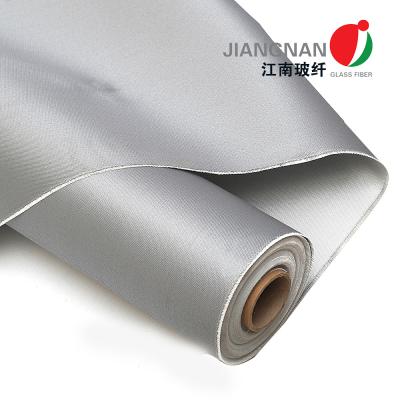 Cina il silicone del raso di spessore di 0.45mm ha impregnato la protezione contro il calore della fibra di vetro ad alta resistenza in vendita