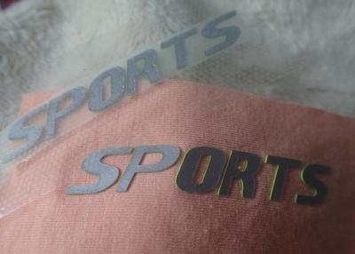 中国 42*62mm シリコン熱伝送ラベル 衣類用のパッチ 販売のため