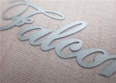 Cina Personalizzazione di caratteri e colori Etichette di abbigliamento per trasferimento termico / Etichette di stampa termico in silicio in vendita