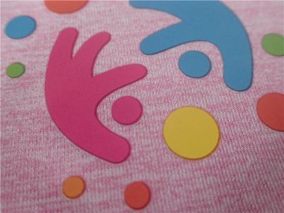 Cina Etichette di abbigliamento con trasferimento di calore durevole Punti di pennello 3D Logo colorato in vendita