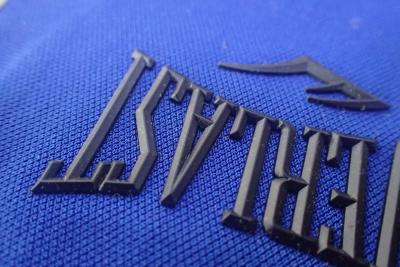 Cina Patch di trasferimento di calore per abbigliamento 3D Logo Lavabile Color Pantone resistente in vendita