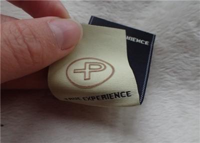 Cina Logo Mid Fold Abbigliamento Tessuto Etichette Oro lucente 0,4 mm Spessore OEKO SGS BV in vendita