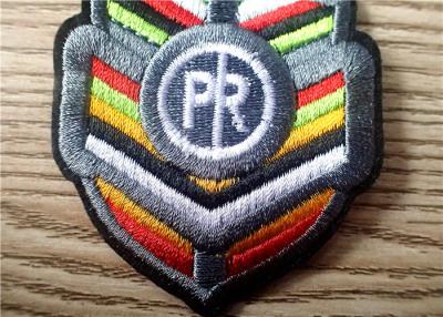 Cina Patch ricamati colorati e durevoli per abbigliamento in vendita