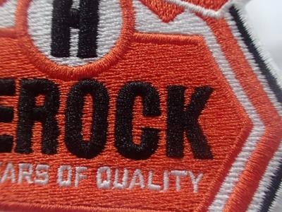 Cina Forma semicircolare Patch ricamati su misura Base di taglio laser Finitura in vendita