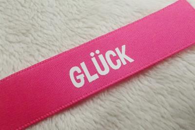 Китай 16 мм двойной гладкий экран печатные этикетки на заказ печатная ткань для куклы продается