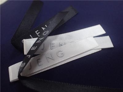 中国 涙に耐える3Dシリコン 校服用のカスタムスクリーンプリントパッチ 販売のため