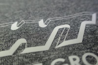 Китай Противоскользящая функция Специальные печатные пластыри / этикетки для одежды продается