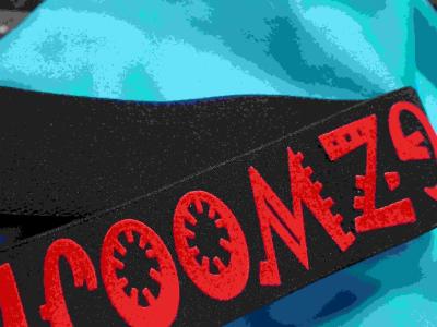 China Ökofreundliche geprägte Punkte Elastisches Band Silikon rutschfeste zu verkaufen