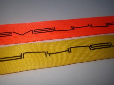 China Impresión en pantalla de telas de prendas de vestir personalizadas en venta