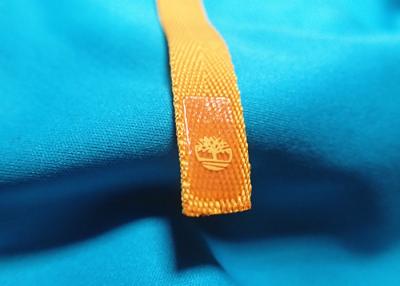 Cina Etichette di abbigliamento tessute personalizzate Etichette su tela stampate Etichette su tela Patch di abbigliamento personalizzati in vendita