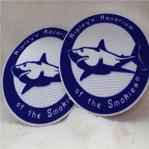 China Double Color Round Shape Iron On Custom Patches Shark Logo Tatami Flocking With Hot Melt Glue supplier