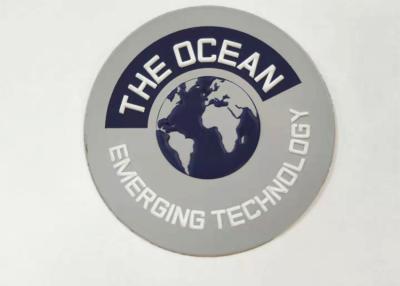 Cina Patch di gomma rotonda personalizzata TPU in rilievo in ferro 3D su adesivo di trasferimento di calore a caldo in vendita