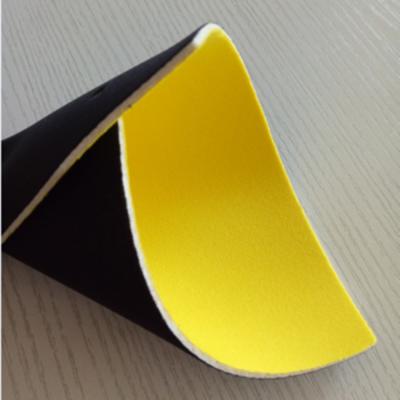 China Het waterdichte SBR-Broodje van de het Neopreenstof van Cr, 60 het“ Brede Rubberblad van het Hittebewijs Te koop