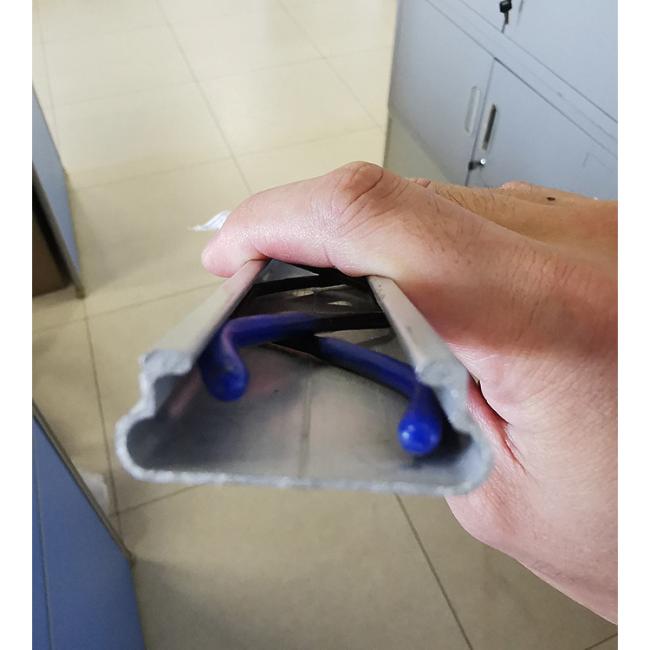 Wiggle wire package contents