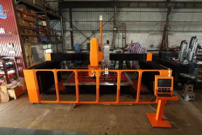 China Industrial Intelligent 5 Axis CNC Bridge Saw With Waterjet Cutting Function for sale