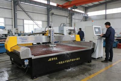 China Robust 5 Axis Waterjet Cutting Machine Energy Saving Industrial CNC Water Jet Cutter for sale