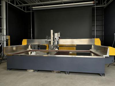 China Precise Industrial Waterjet Cutter CNC 5 Axis Waterjet Cutting Machine for sale