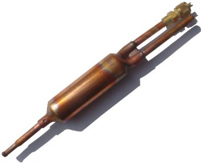 中国 高効率ろ過を備えた冷凍部品溶接銅フィルター乾燥機、酸中和と安全な溶接設計 販売のため