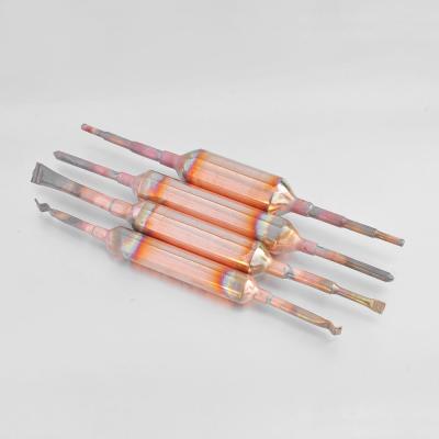 Cina Asciugatrice di filtri di rame di saldatura con tubo di rame pre-saldato per la rimozione dell'umidità ad alte prestazioni e la neutralizzazione degli acidi in vendita