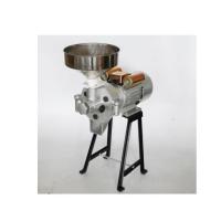 China Ginger Grinding Machine / Food Grinding Machine / Spice Grinding Machine for sale