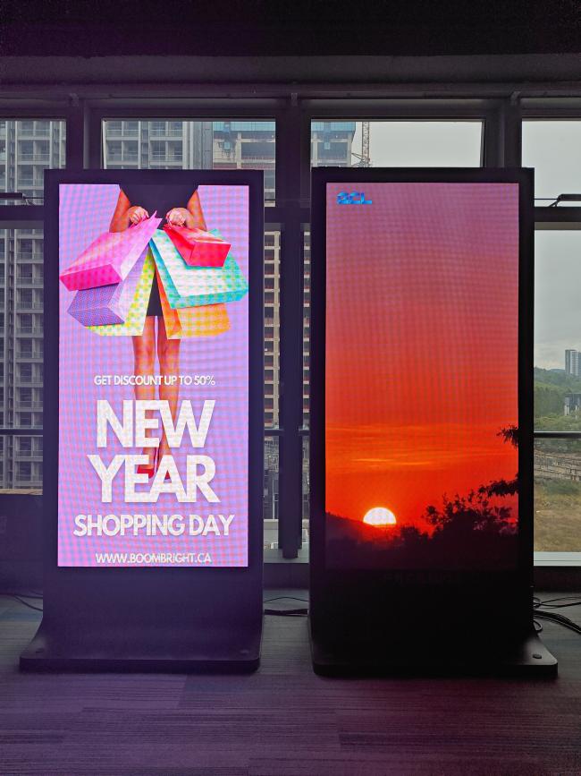 Gposter-B Series LED display in urban setting