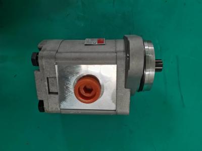 Cina Excavator parts EX200 -2(9218004) ds hydraulic pump gear pump Hitachi hpv091dw in vendita