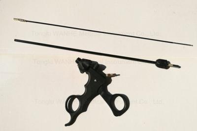 Cina Forcipes bipolari di coagulazione in acciaio HF2319.4 placcate d'oro per strumenti laparoscopici in vendita