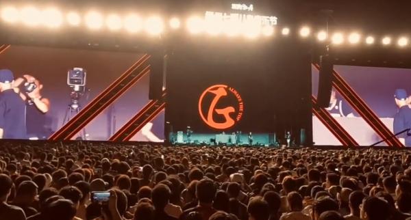 Quality Outdoor Curved Flexible Stage Led Screen Rental 3.91mm Shopping Malls 5V SDK for sale
