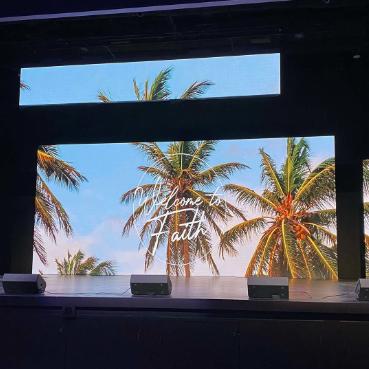 China P2.6 LED Video Wall with 7680Hz Refresh Rate and Lightweight Modular Cabinet for Professional Events for sale