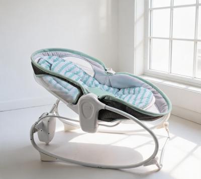 China Hospital Automatic Rocking Cot Smart Sensing Swing Bed For Infants for sale