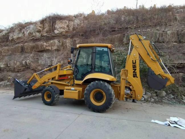 Earth-Moving Machinery Retroescavadeira Wheel Front Loader and Backhoe