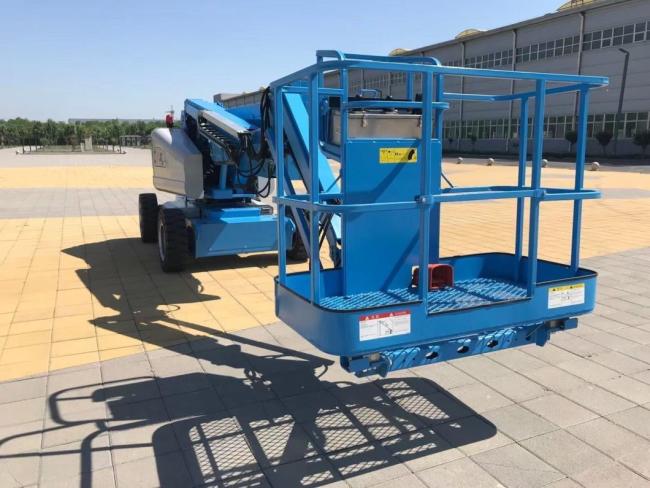 Aerial Lifts 14m 18m 20m Articulating Electric Boom Lifts