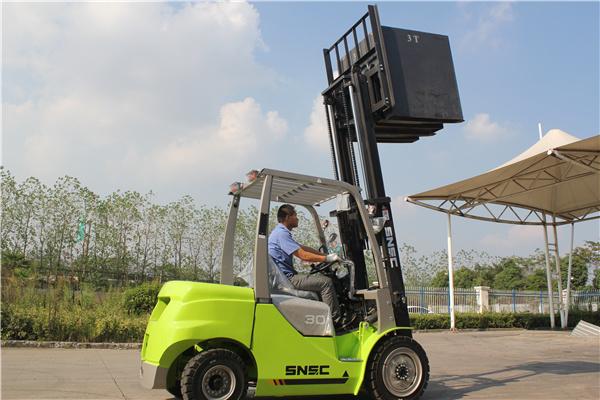 Snsc Diesel Forklift, China Brand New Forklift 3 Ton Price