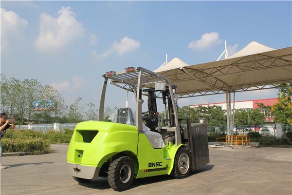 Snsc Diesel Forklift, China Brand New Forklift 3 Ton Price