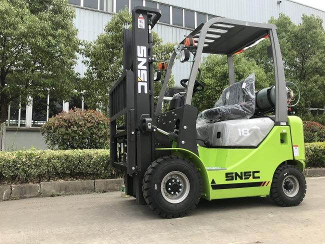 Snsc 1.8ton Gas LPG Gasoline Forklift Truck with Nissan K21 Engine